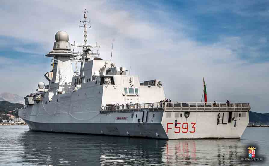 La fregata Carabiniere in sosta a Manfredonia - IlSipontino.net