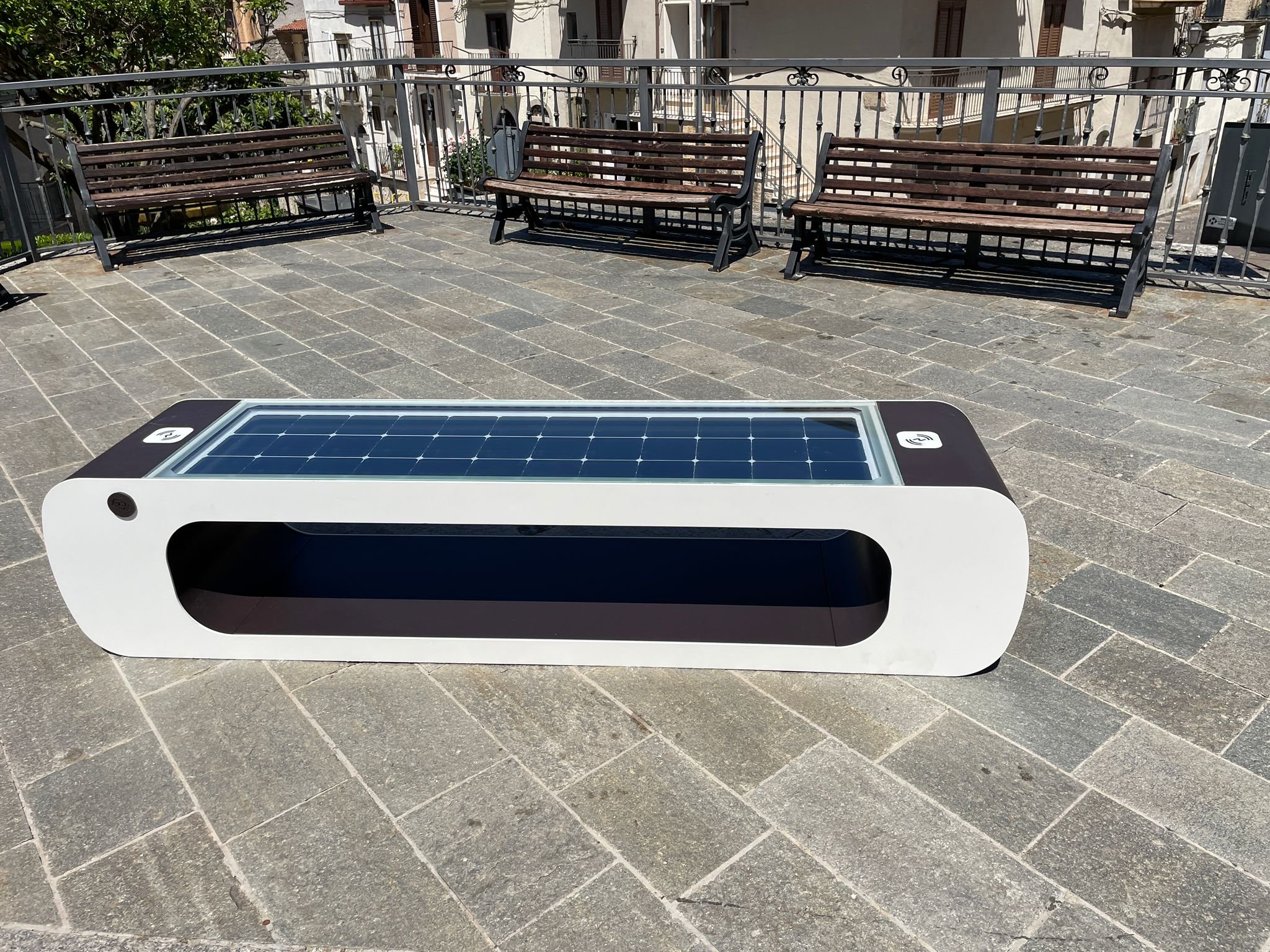 La panchina intelligente arriva a Roseto Valfortore, esempio di come ...