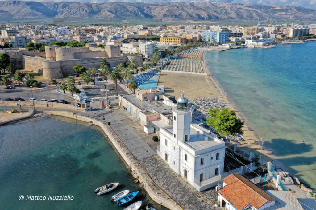 Manfredonia, mare limpidissimo: le foto di Matteo Nuzziello ...