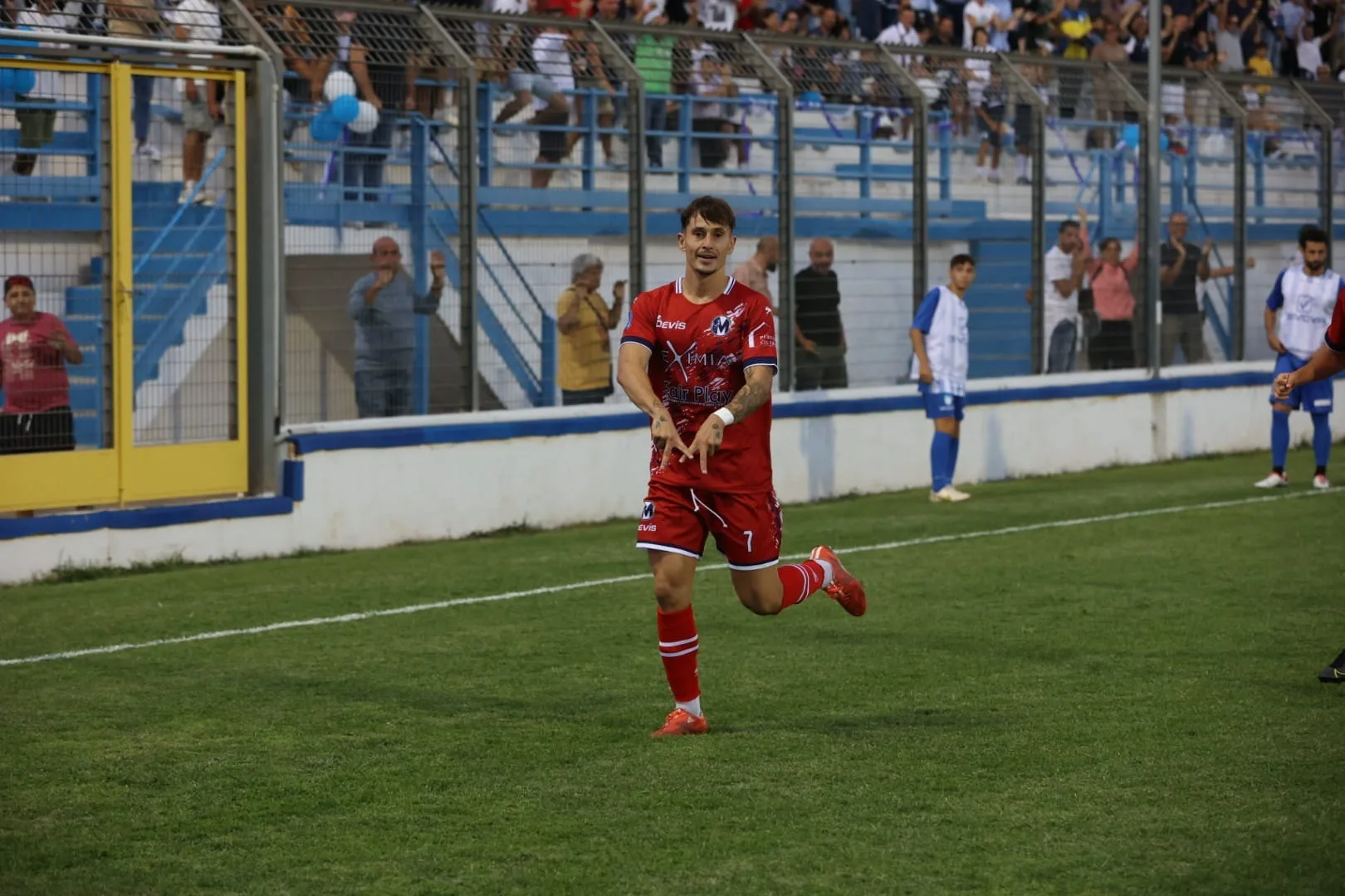 Manfredonia, esordio amaro: il Martina vince 2-0 - IlSipontino.net