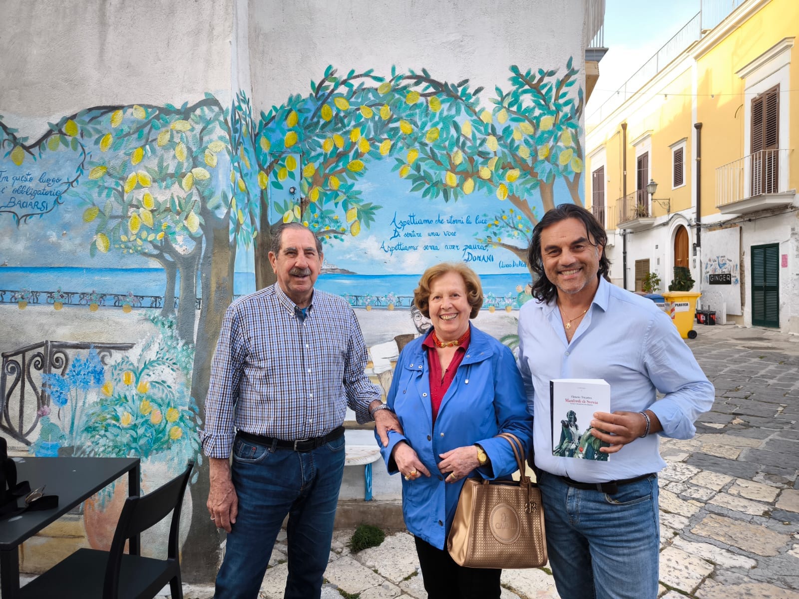 Manfredi di Svevia, ascesa e declino di una dinastia. Il libro di ...